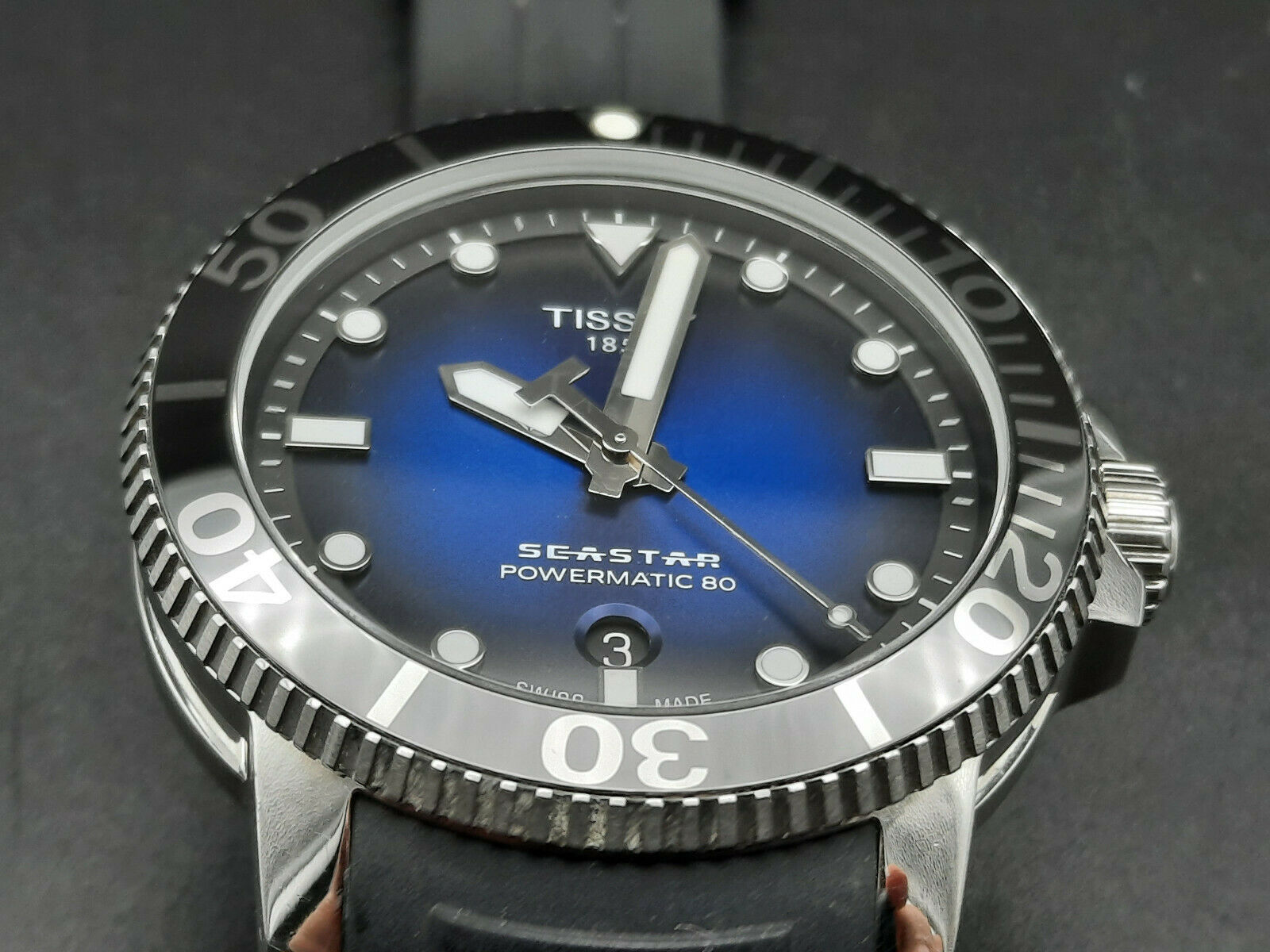 Tissot Seastar 1000 Automatic Blue Dial Men's Dive Watch T1204071704100 ...