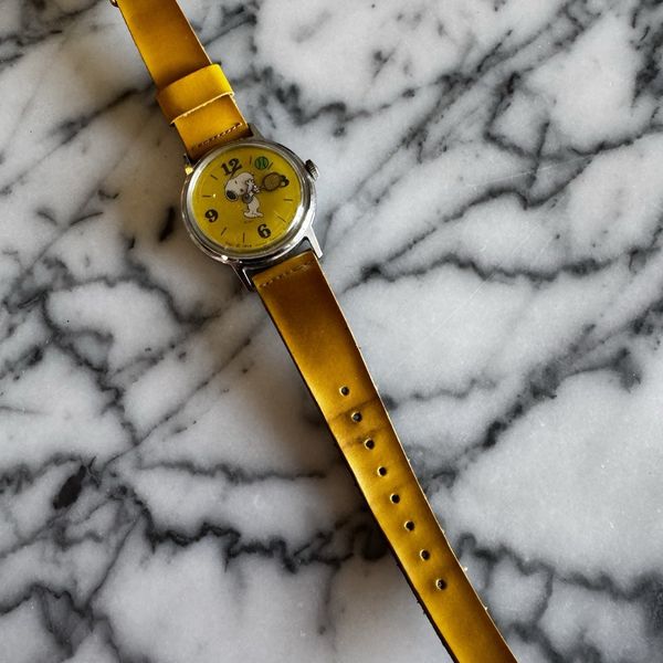 Snoopy Tennis Watch Vintage 1976 Timex Yellow Peanuts Mystery Ball ...