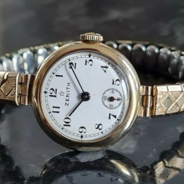 Ladies Vintage 9ct Gold Zenith Wristwatch | WatchCharts