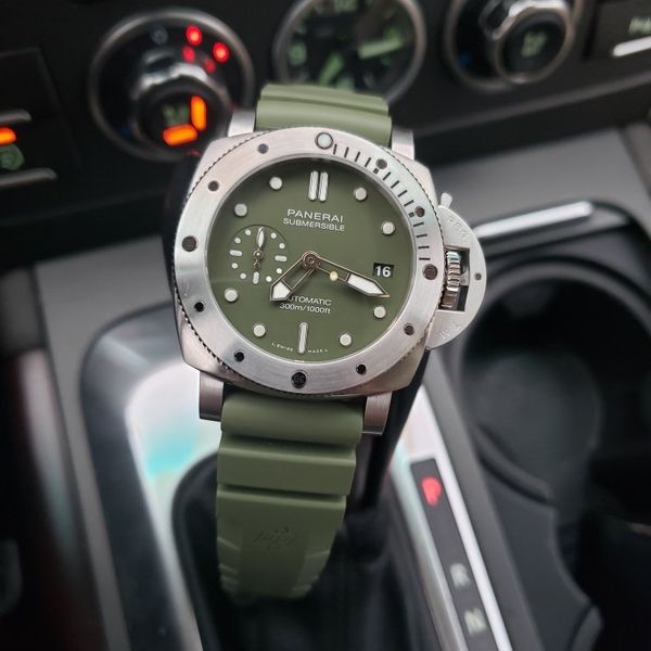 Limited Edition Panerai Verde Militare PAM01055 | WatchCharts Marketplace