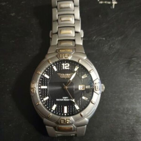 Vintage Elgin Sportsman Titanium Quartz Mens Two Tone Watch ...