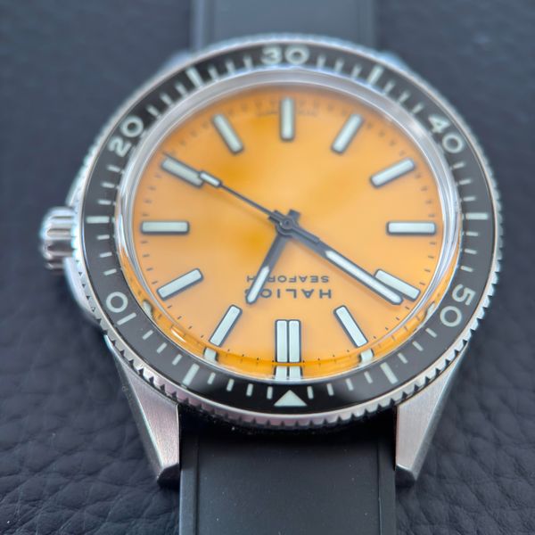 [WTS] Halios Seaforth - Bahama Yellow Dial | WatchCharts Marketplace