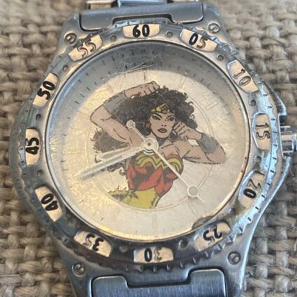 Vintage Wonder Woman Watch By Fossil, Warner Bros. Watch Collection ...