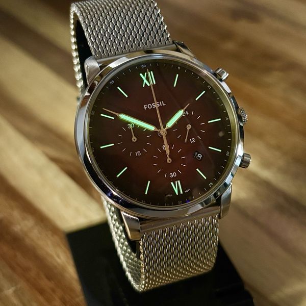 Fossil Neutra FS5600 Men's Chronograph Date Stainless Steel Red Dial 50m Watch | WatchCharts ...