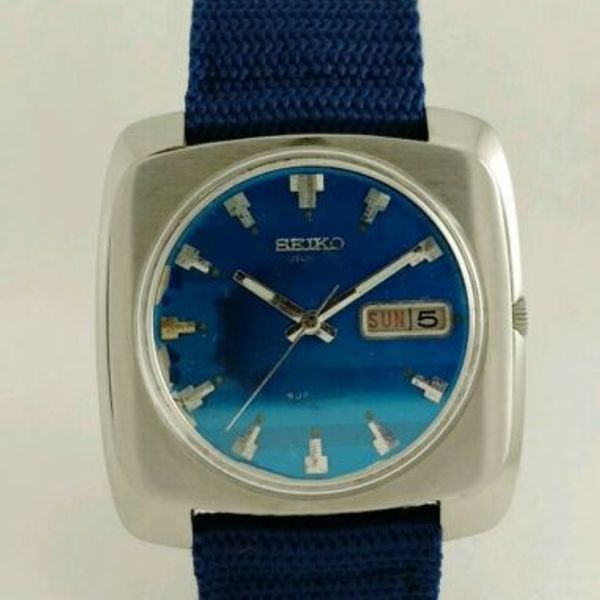 Vintage Seiko Automatic Movement 7006-8110 Japan Made Men's Watch ...