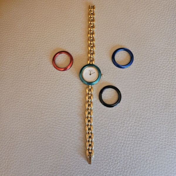 Ladies Gucci 11/12. 2 Changeable Bezel Bangle Watch Vintage ...