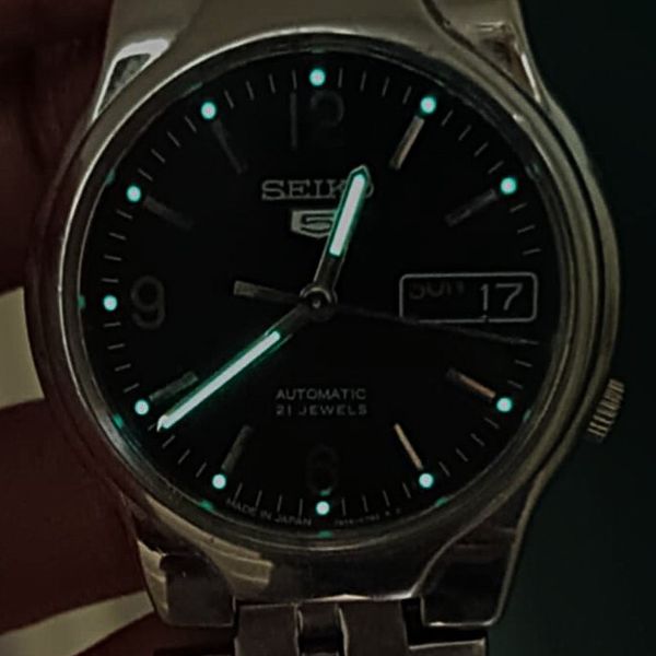 Vintage Seiko 5 automatic Black dial watch 21 jewels Cal 7s26 | WatchCharts Marketplace
