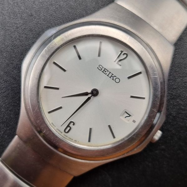 Seiko Quartz Aug 2002 7N39-0AR0 JDM Vintage Watch Quartz Ladies Silver ...