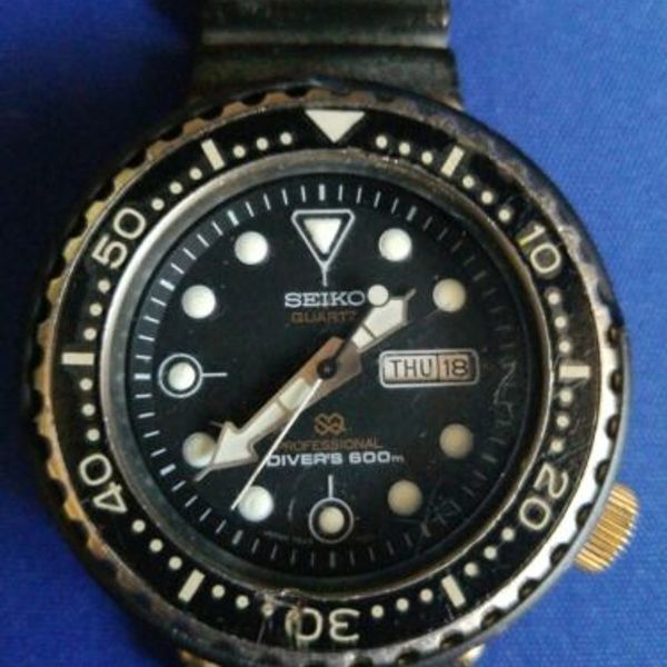 Vintage Seiko Golden Tuna 7549-7009 600M Quartz Professional Dive Watch. WORKING | WatchCharts ...