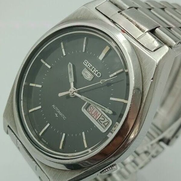 Vintage 1988 Seiko 5 7009-876A Black Dial Men's Day/Date Automatic Watch | WatchCharts Marketplace