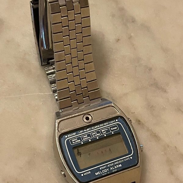 RARE Vintage 1980 Casio H104 Digital Melody Alarm Watch Mod 82 - PARTS ...