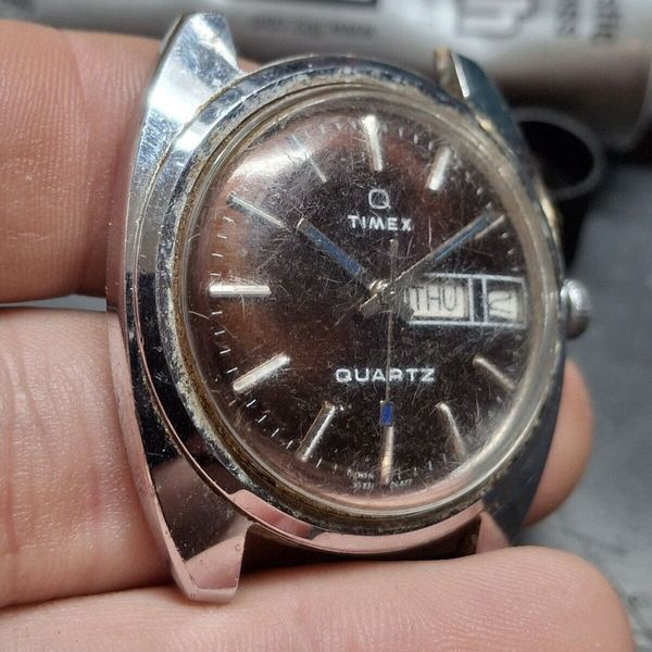 Timex Q Quartz 1977 Purple Dial Mens Vintage 1970s Early Quartz Retro ...