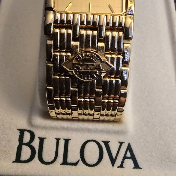 BULOVA DIAMOND QUARTZ GOLDTONE CHAMP DIAL DRESS WATCH 97D05-In Working ...