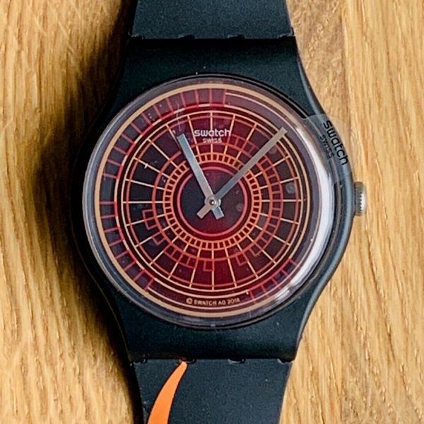 SWATCH LIMITED EDITION JAMES BOND 007 THE WORLD IS NOT ENOUGH Watch ...