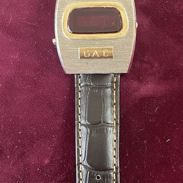 Vintage Wittnauer Polara LED Watch 14k Bezel & Trim | WatchCharts ...