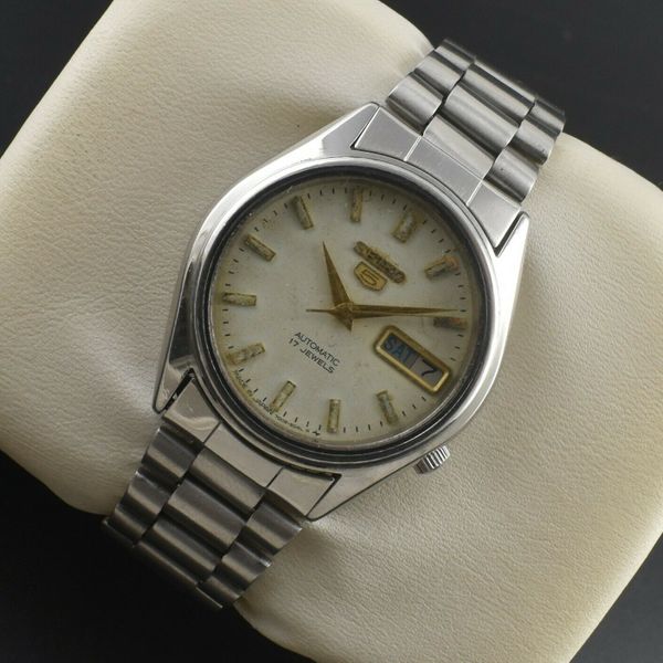 VINTAGE SEIKO 5 AUTOMATIC 17 JEWEL CAL.7009A DAY DATE MEN'S WRIST WATCH | WatchCharts Marketplace