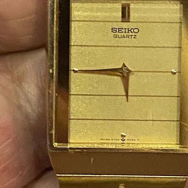 Vintage Seiko Tank style Watch Men Gold Tone Rectangle non working | WatchCharts Marketplace