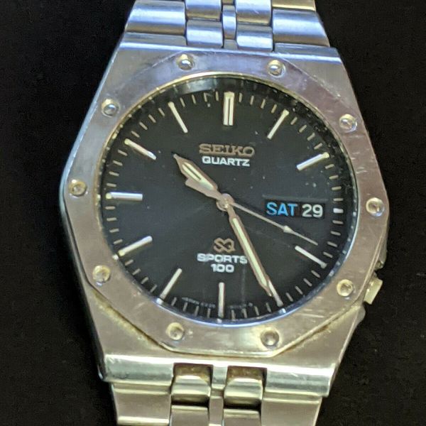 Seiko quartz silver wave 8229-8019 circa 80's Men's Watch | WatchCharts ...