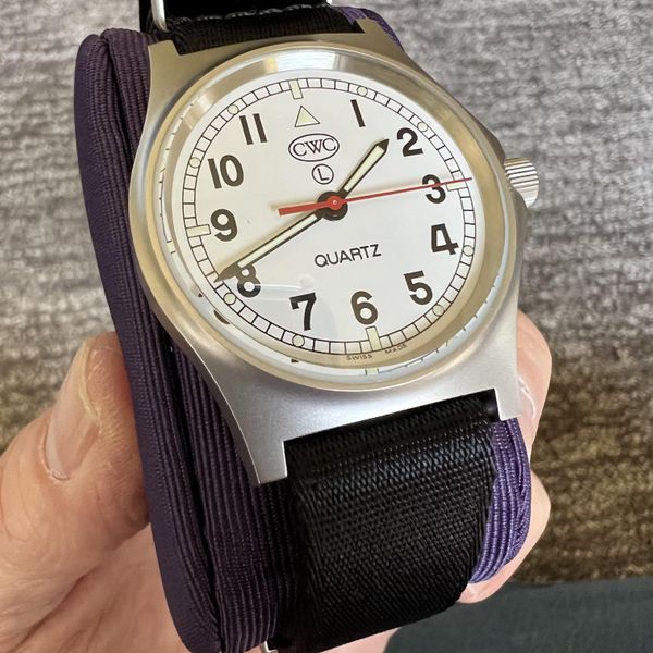 [WTS] CWC GS Sapphire Sub Hunter White Dial | WatchCharts