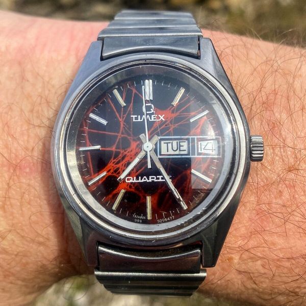 Vintage Timex Q Mens Watch - Red Nebula John Travolta wears from Pulp ...