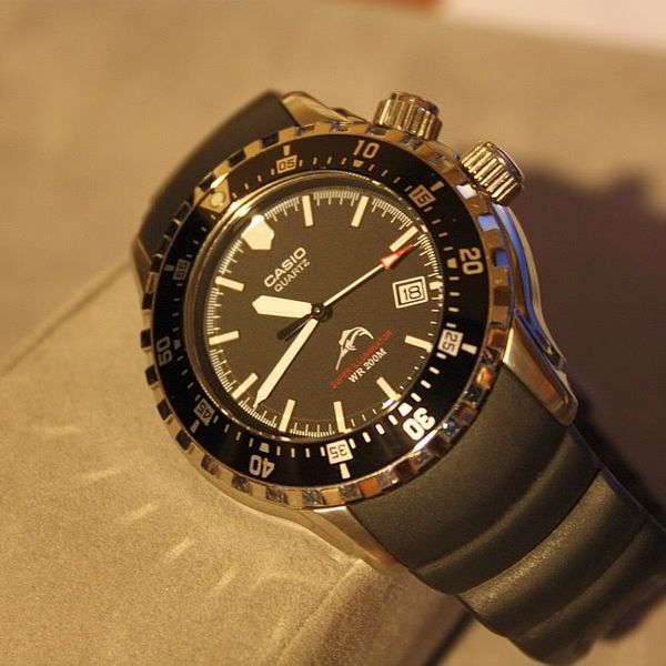 FS- Casio MDV Illuminator- 200m | WatchCharts Marketplace