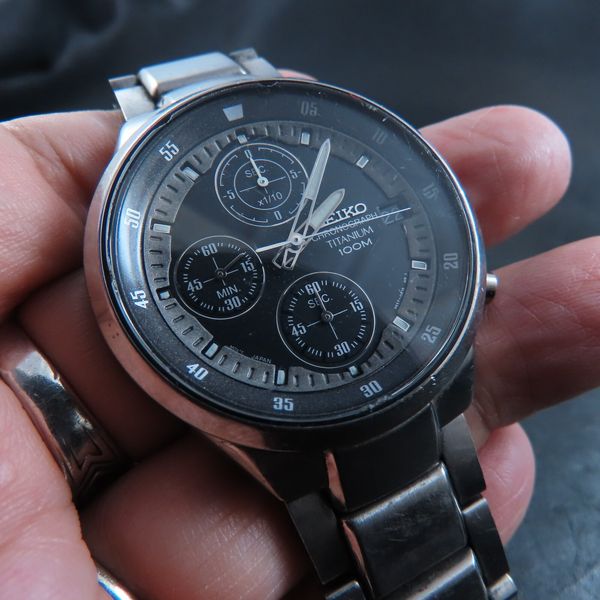 Titanium V657 Japan Seiko Chronograph Quartz Men Watch | WatchCharts ...
