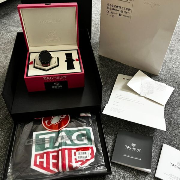 Tag Heuer Connected 45 - Giro Italia Limited Edition- including ...