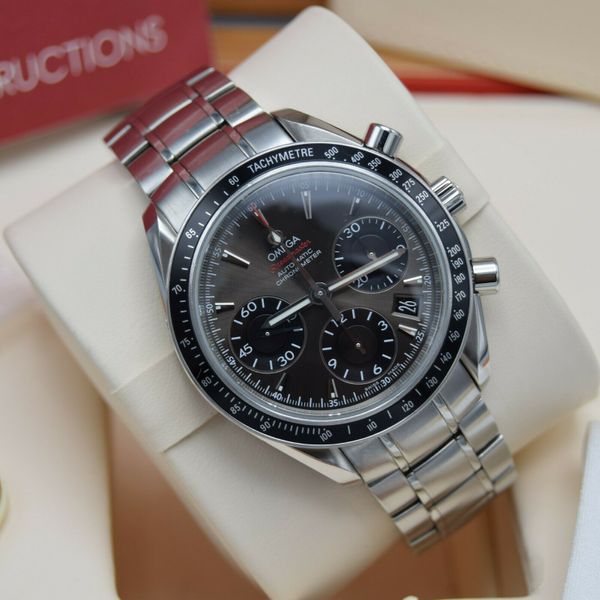 2018 Men's Omega 40 mm Speedmaster Date Chronometer Automatic Full Set ...