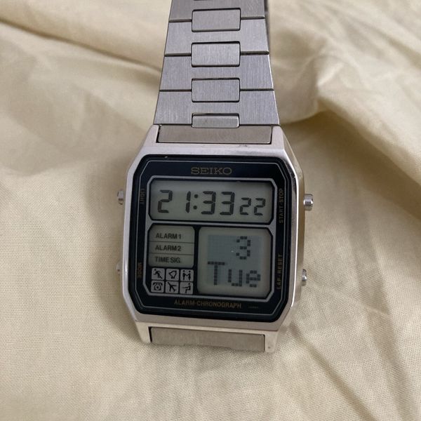 Vintage Seiko Running Manâ s Digital Watch D138-4009 Running On New ...
