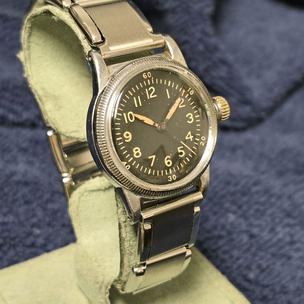 Vintage Waltham WW2 Military Issue Type A-II watch with Two NOS bands ...
