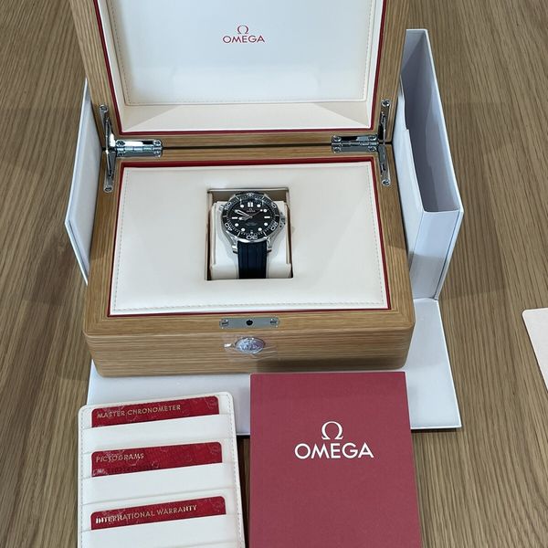 Omega Seamaster 300 Diver Black Rubber Co-axial Full Set In Immaculate ...