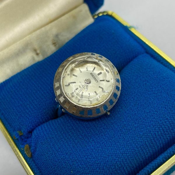 Vintage watch ring Seiko with original box - For parts or restoring ...