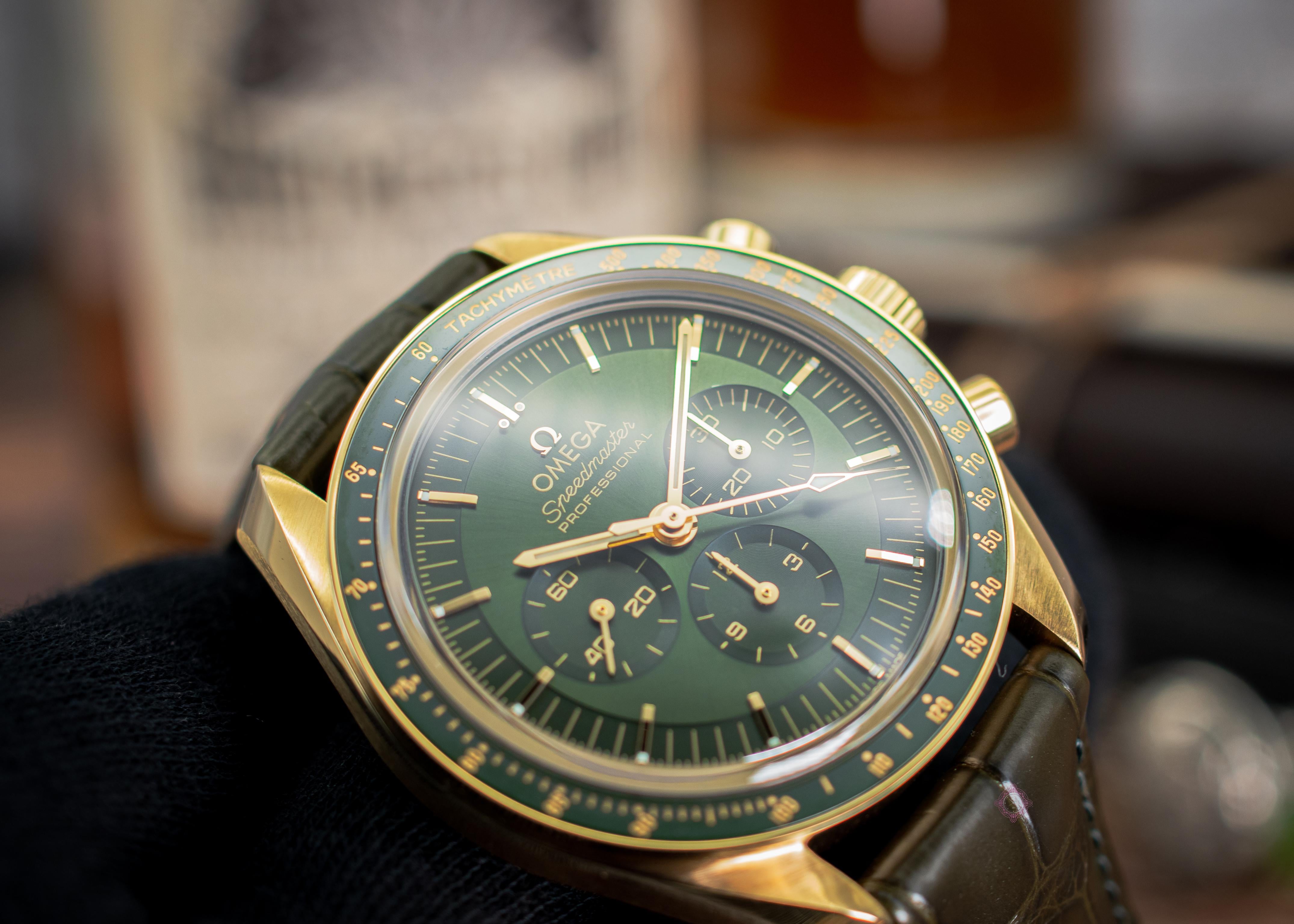 Omega Speedmaster Moonwatch Professional Co-Axial Master Chronometer ...