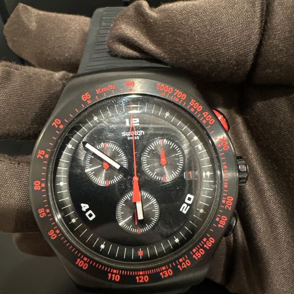 SWATCH RACE TROPHY YOB401 Chronograph Black And Red Dial Black Rubber ...