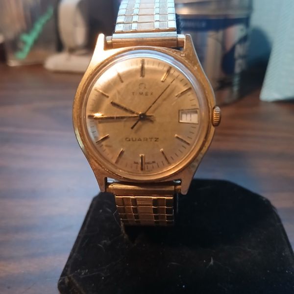 VINTAGE TIMEX Q A CELL DATE WINDOW WATCH | WatchCharts Marketplace