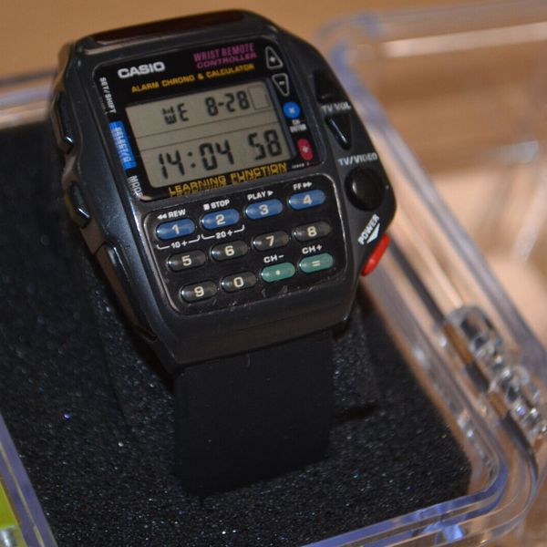 Casio CMD-40 Wrist Remote Control Watch With Calculator | WatchCharts ...