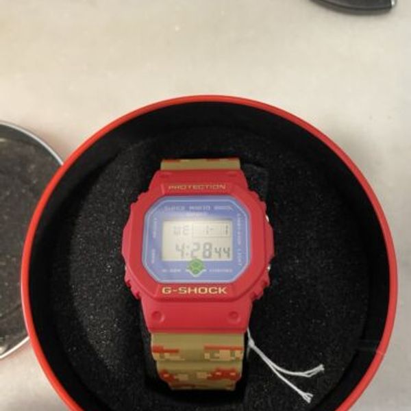 CASIO G-Shock Super Mario DW-5600SMB-4JR Watch Nintendo Limited Digital ...