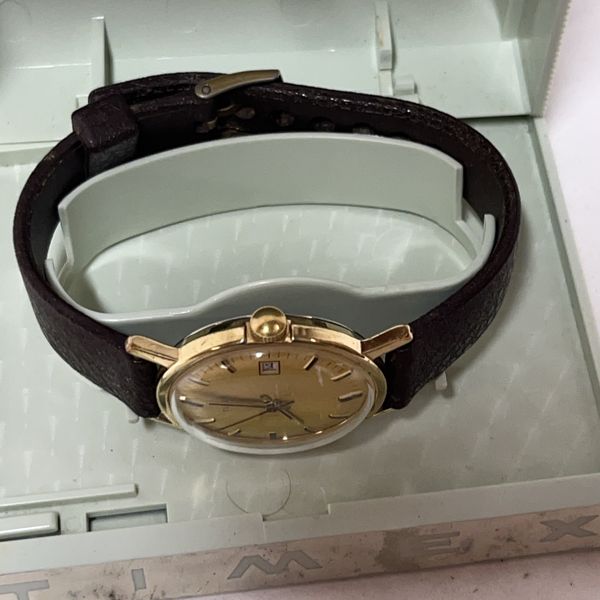 Timex Men's Watch Runs Great Original Box | WatchCharts Marketplace