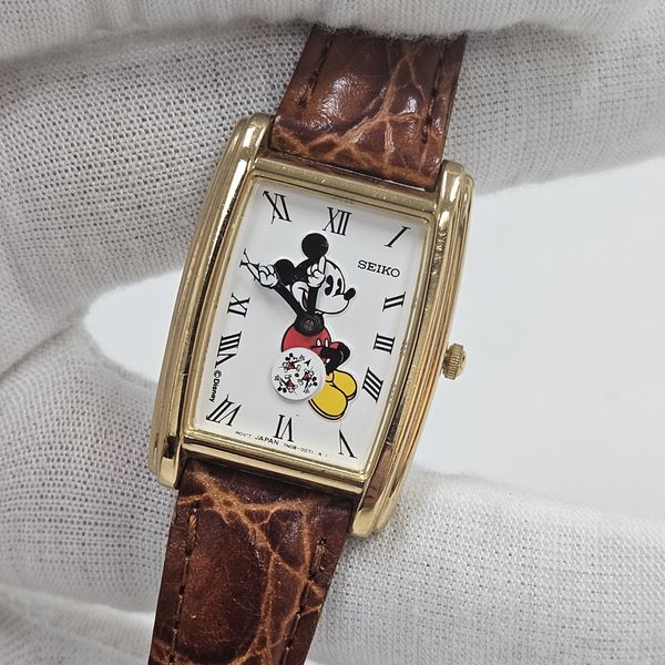 Rare Tank Seiko Mickey Mouse Watch Sub Dial Moving Second Disc 7n08 ...