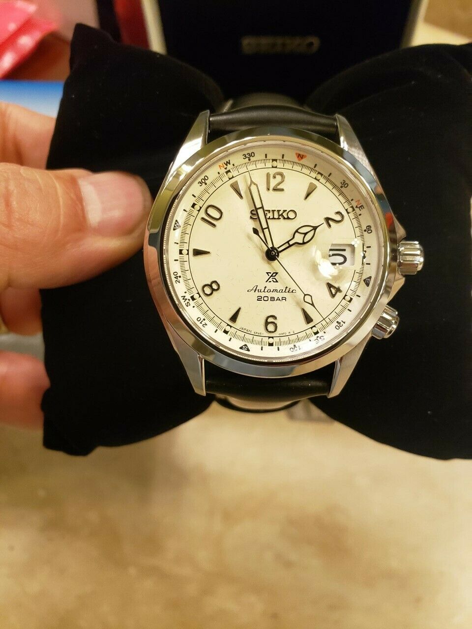 Seiko Men's Alpinist Ivory Dial Watch Brand New Model SPB119 | WatchCharts