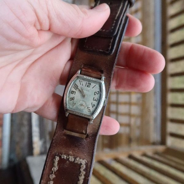 Vintage Elgin Men's 14K Solid Gold Cavalier Watch Wristwatch 15 Jewels ...
