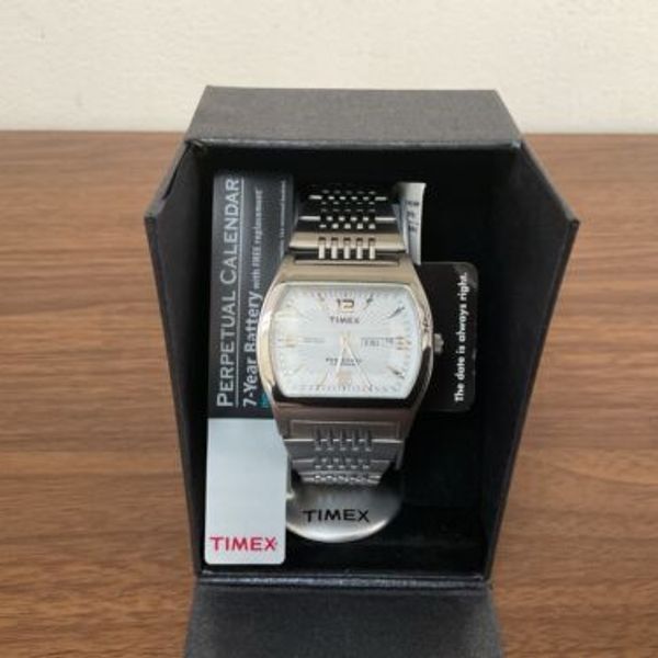Timex Perpetual Calendar Menâ s Watch Indiglo Stainless Steel W/ Box ...