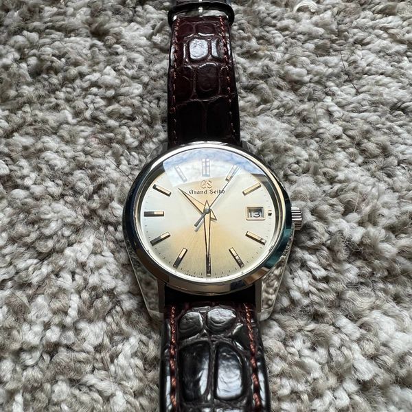 [WTS] Grand Seiko SBGP001 - $990 | WatchCharts Marketplace