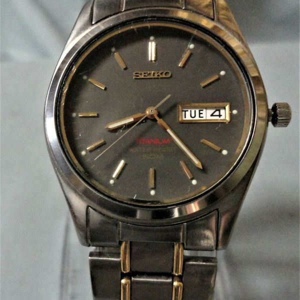 1999 Seiko Titanium Men's Watch 7N43-9069 | WatchCharts Marketplace