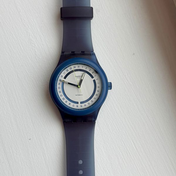 [WTS] Swatch Sistem51 x Hodinkee Stoplight Neon Remix | WatchCharts