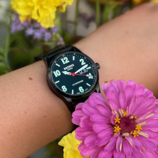 Bathys Hawaii 100 Fathoms Quartz | WatchCharts Marketplace