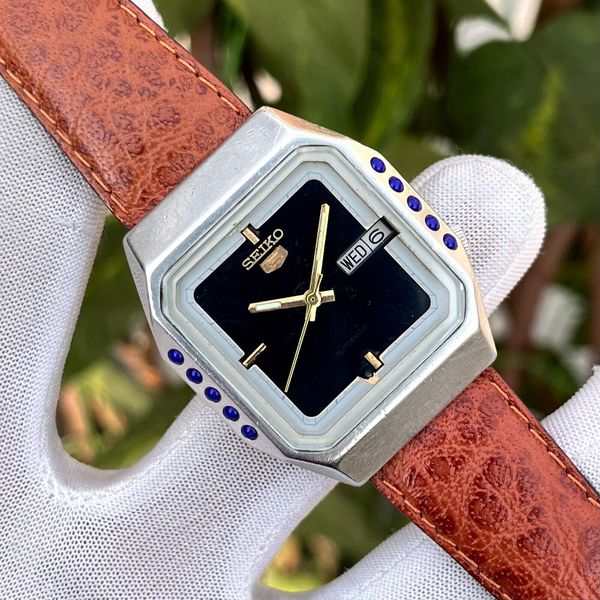Vintage Seiko 5 Automatic Rectangular Case Blue Stones Japan Men Watch ...
