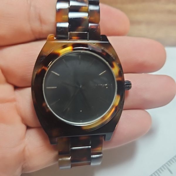 RARE NIXON UNISEX TORTOISE SHELL STYLE ROOT BEER COLOR WATCH Needs NEW ...