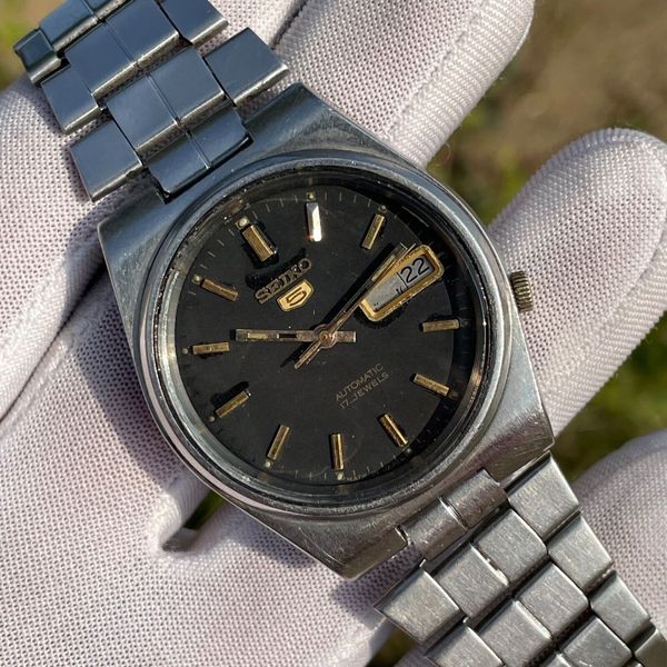 Vintage Seiko 5 Automatic 17 jewels Made in Japan Menâ s Watch 7009-3131 | WatchCharts Marketplace