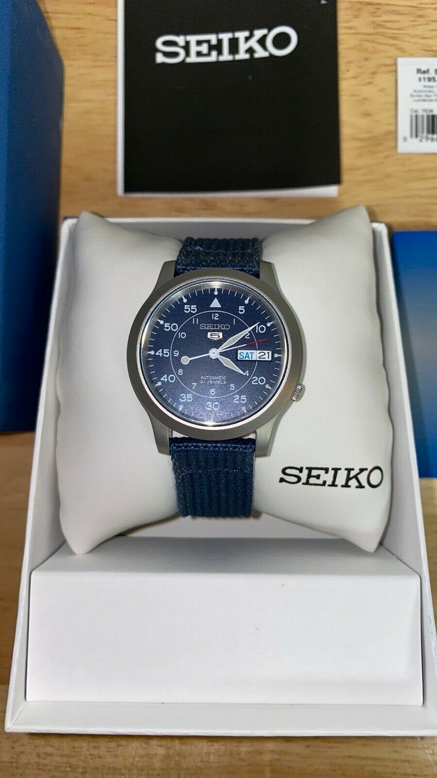 SEIKO Men's SNK807 SEIKO 5 Automatic watch | WatchCharts Marketplace